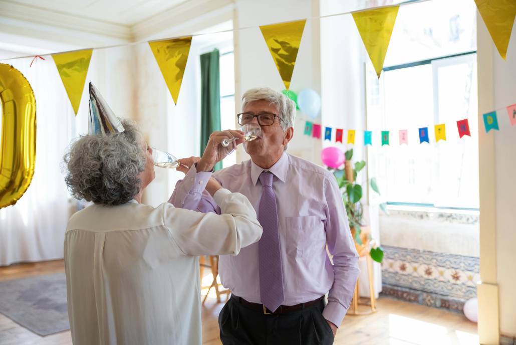 15 Fun 80th Birthday Party Ideas to Celebrate Your Loved Ones ...