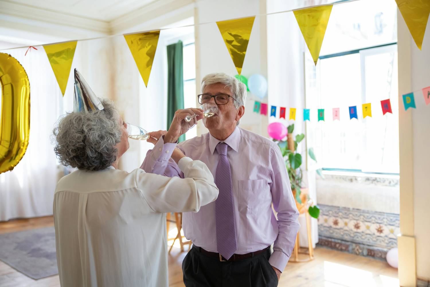 15 Fun 80th Birthday Party Ideas to Celebrate Your Loved Ones ...