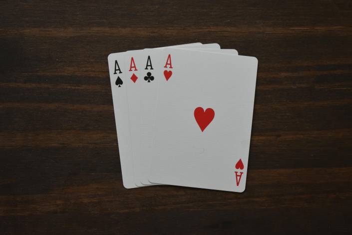How To Play Go Fish: A Step By Step Guide (With Pictures) - FunAttic ...